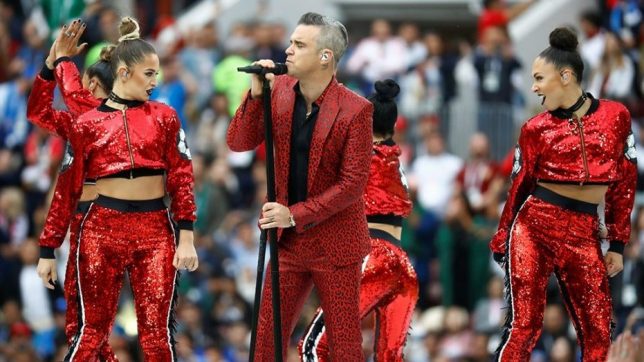 Russia 2018: Robbie Williams stars in opening ceremony - Trending News