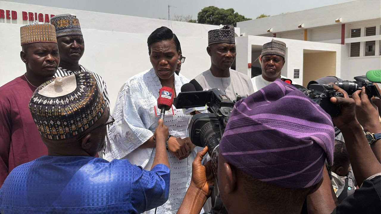 Dr. Essiet Meets Edu LGA Officials, Military Command Over Kwara ...